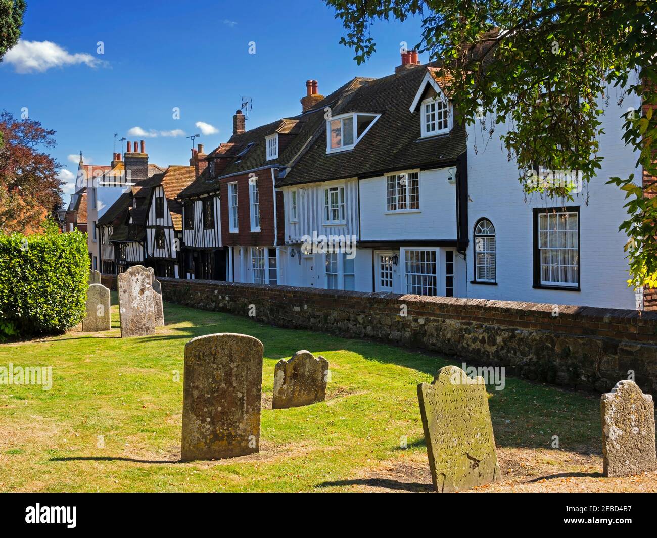 Church square rye houses hi-res stock photography and images - Alamy