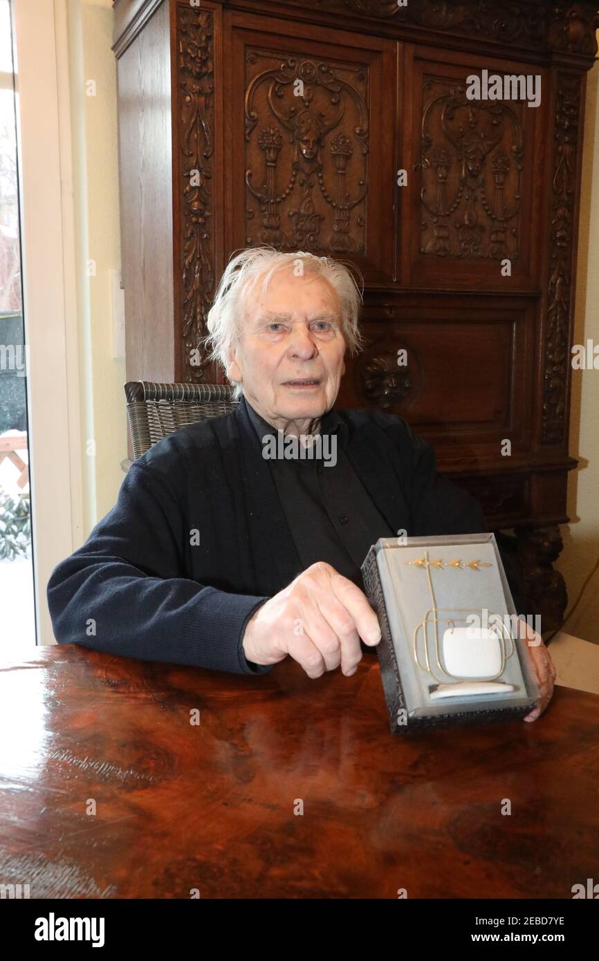 Ddr deutscher fernsehfunk hi-res stock photography and images - Alamy