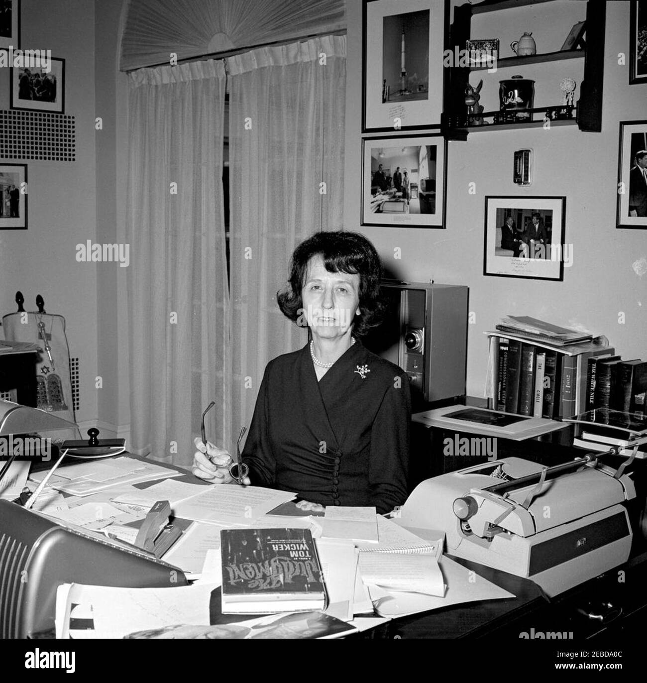 President Kennedy, Presidential Secretary Evelyn Lincoln. Evelyn ...