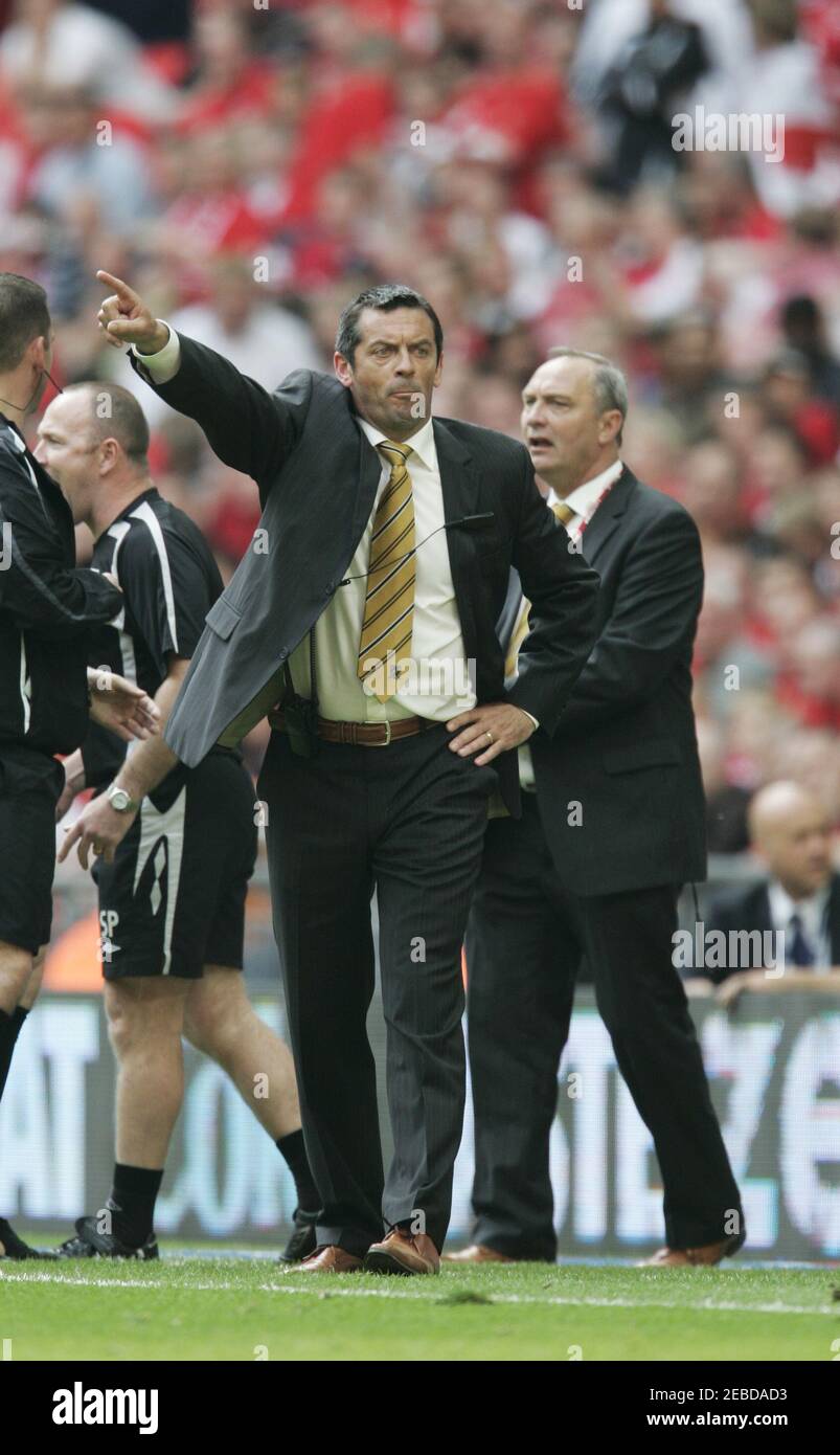Hull manager phil brown hi-res stock photography and images - Alamy