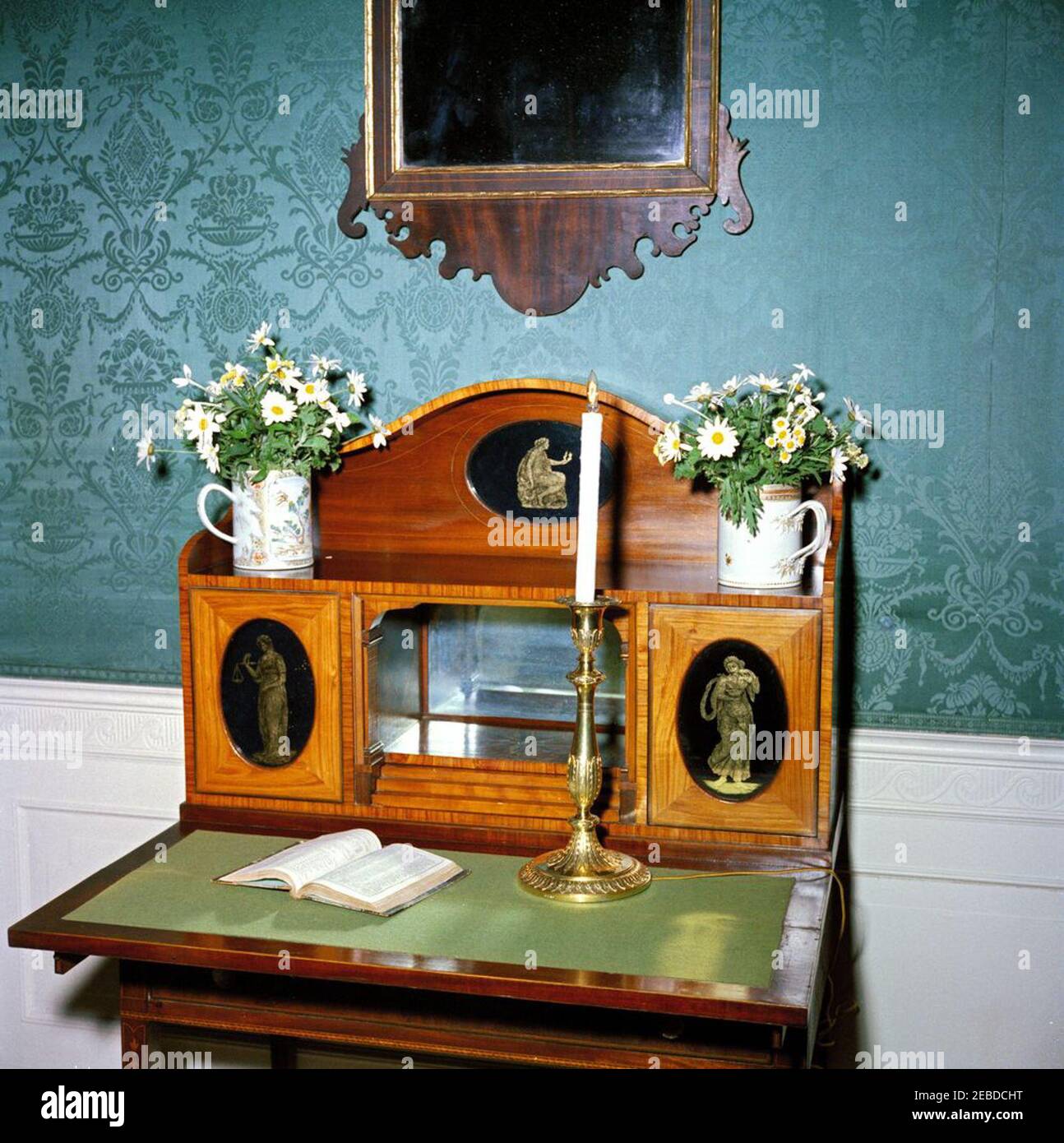 Dinner in honor of Jawaharlal Nehru, Prime Minister of India (flower ...
