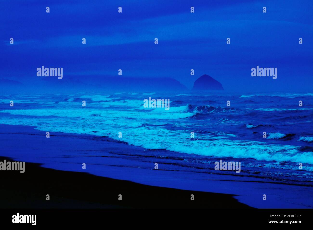 Haystack Rock, one of Oregon's most recognizable landmarks Stock Photo ...