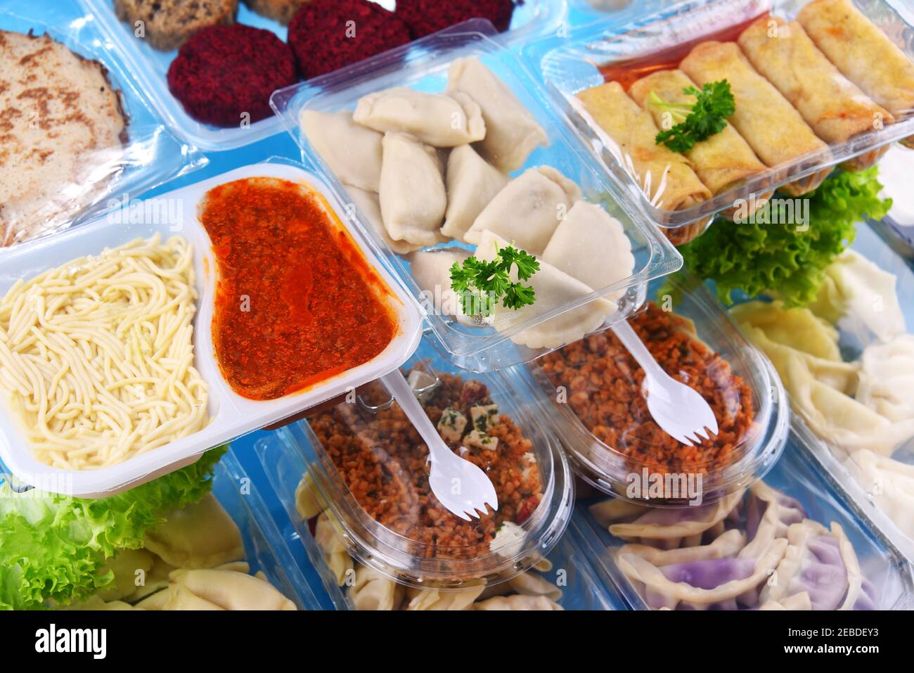 Packaged meal box hi-res stock photography and images - Alamy