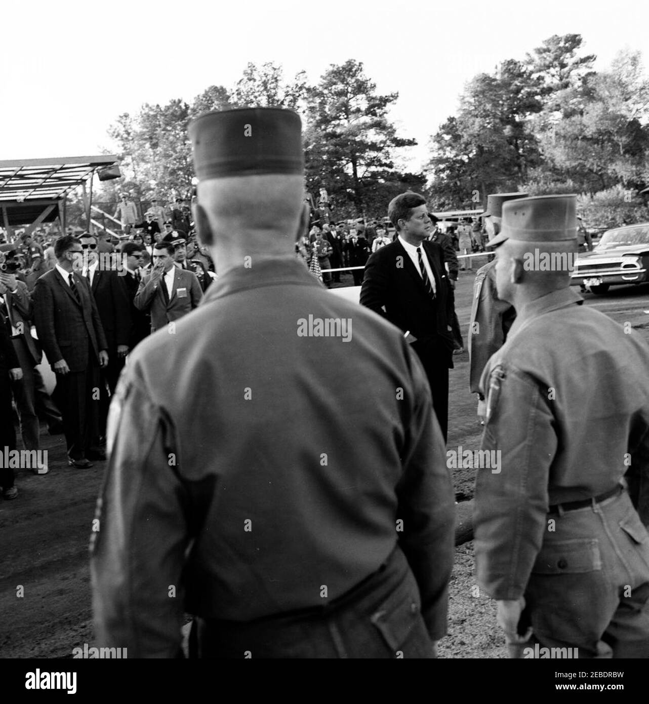 Soldiers and chiefs Black and White Stock Photos & Images - Alamy