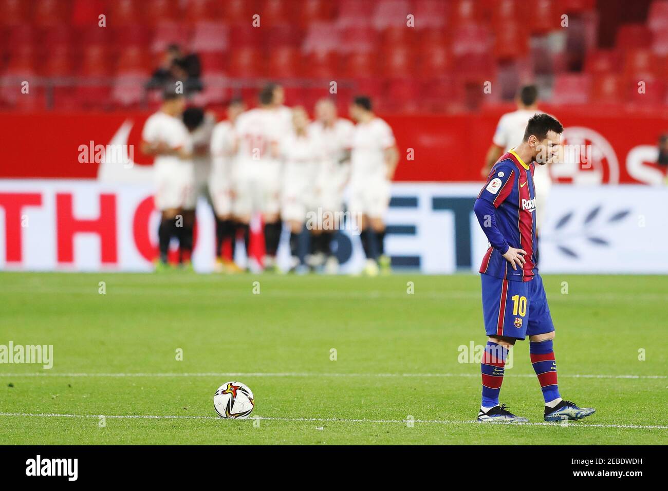 Lionel messi barcelona goal 2021 hi-res stock photography and images ...