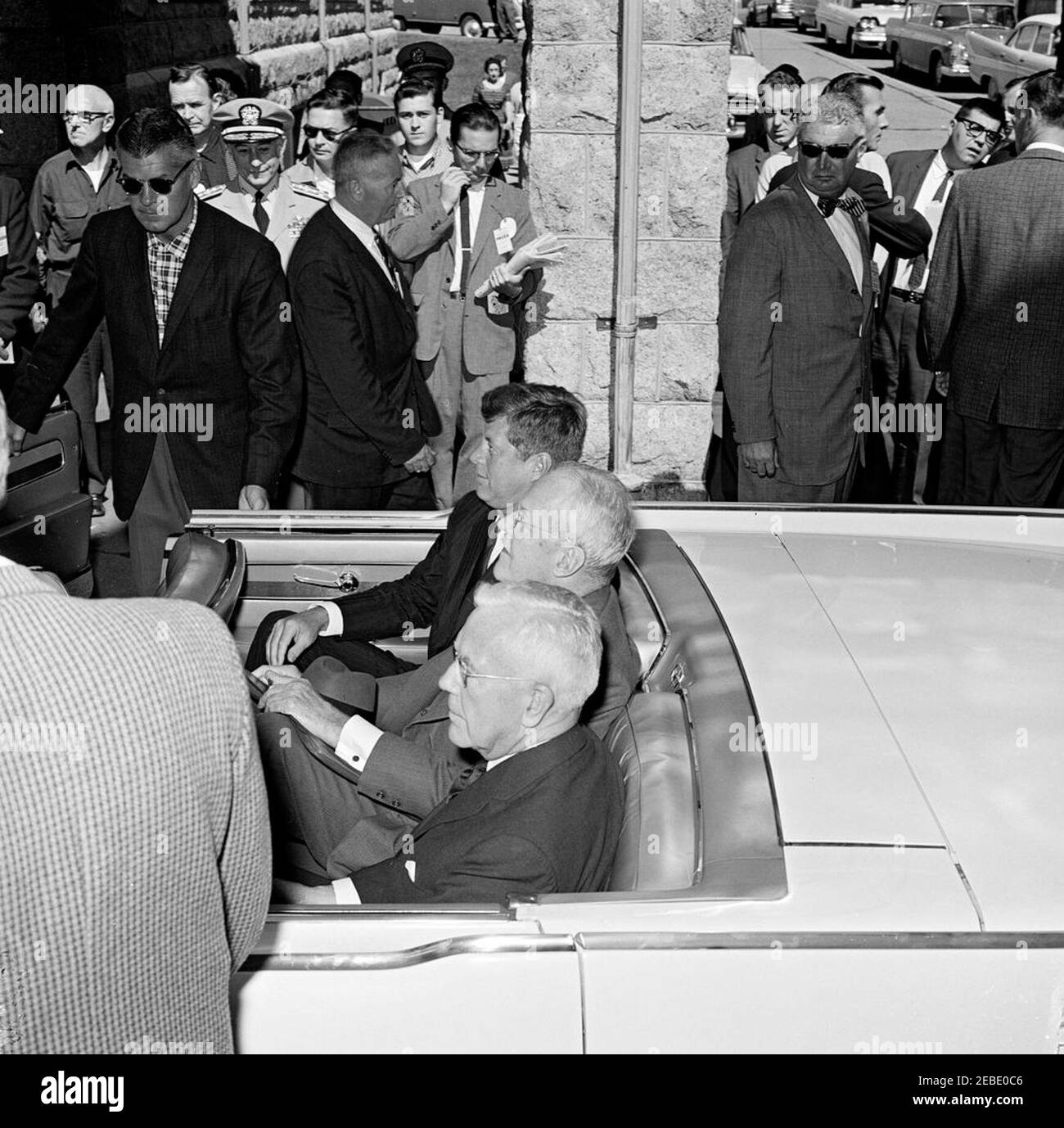 John f kennedy president sunglasses Black and White Stock Photos ...