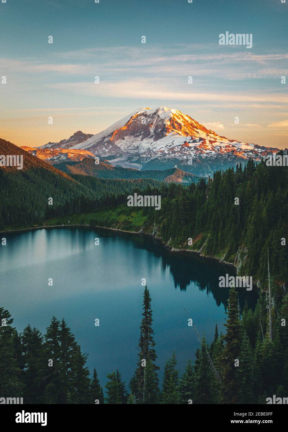 Summit lake near mt. Rainier in the light of the sunset Stock Photo - Alamy
