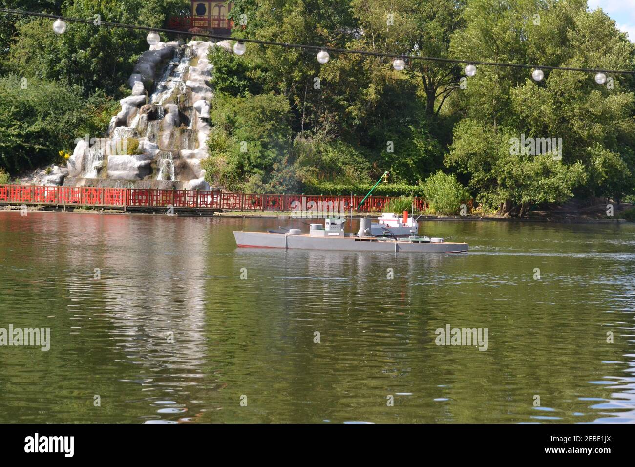 Naval Battle - Boat Battle - Naval Ship - Lake At Peasholm Park ...