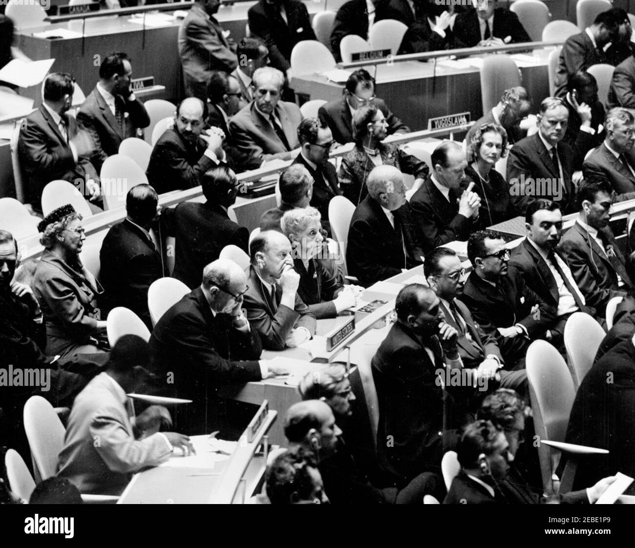 United nations conference hall hi-res stock photography and images - Alamy