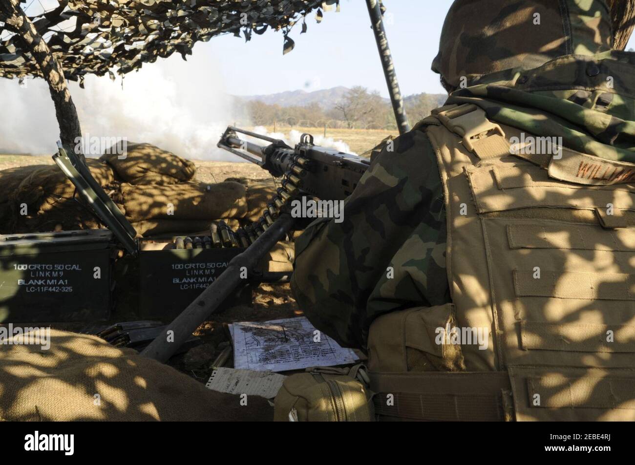 NMCB 3 completes deployment certification exercise 111213 Stock Photo ...