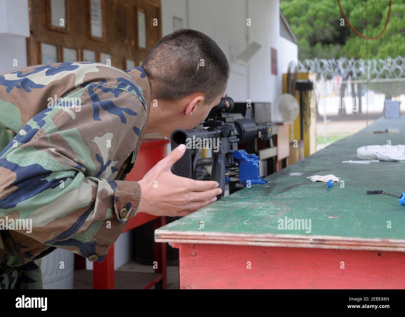 NMCB 74 GMs Ready Rifle Sights Stock Photo - Alamy