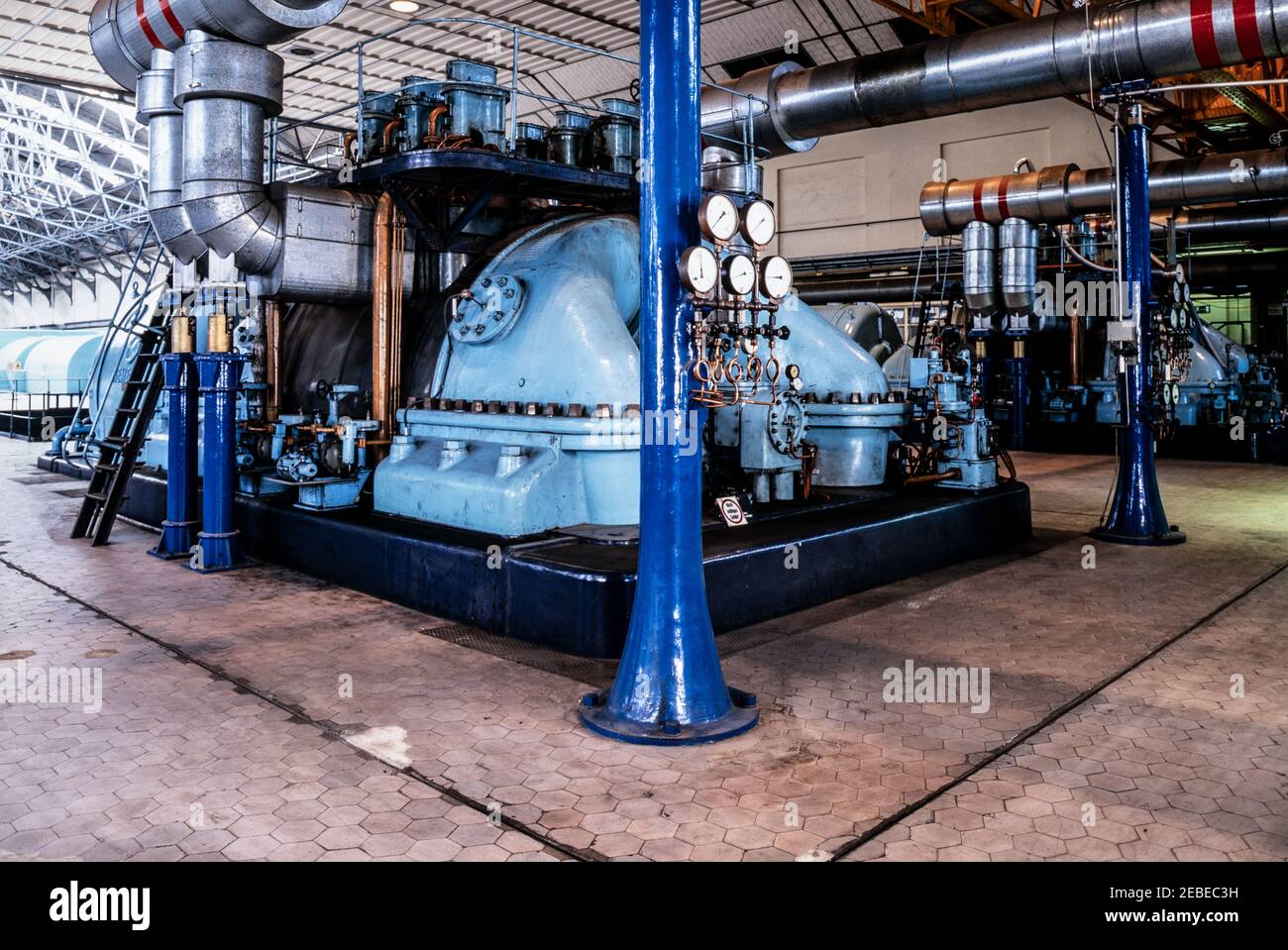 Turbine hall building hi-res stock photography and images - Alamy