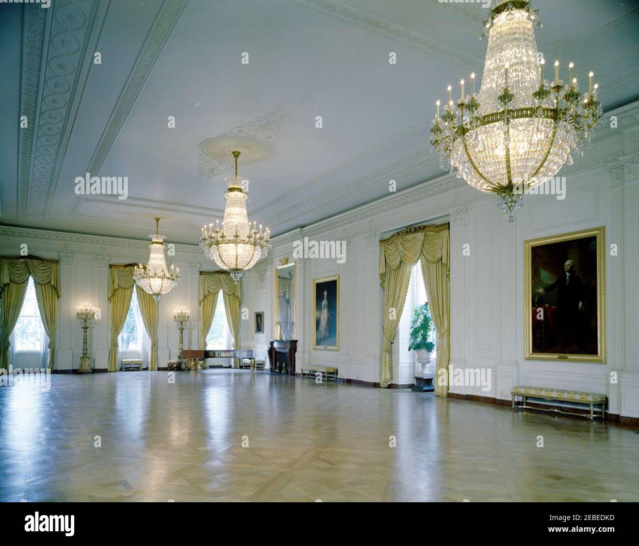 White House Rooms: Oval Office, Cross Hall, East Room, China Room ...
