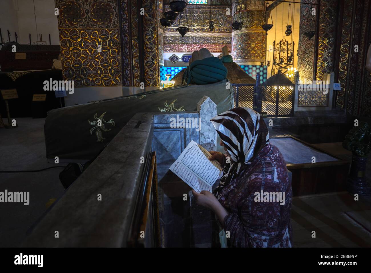Woman reciting holy quran Stock Photo - Alamy