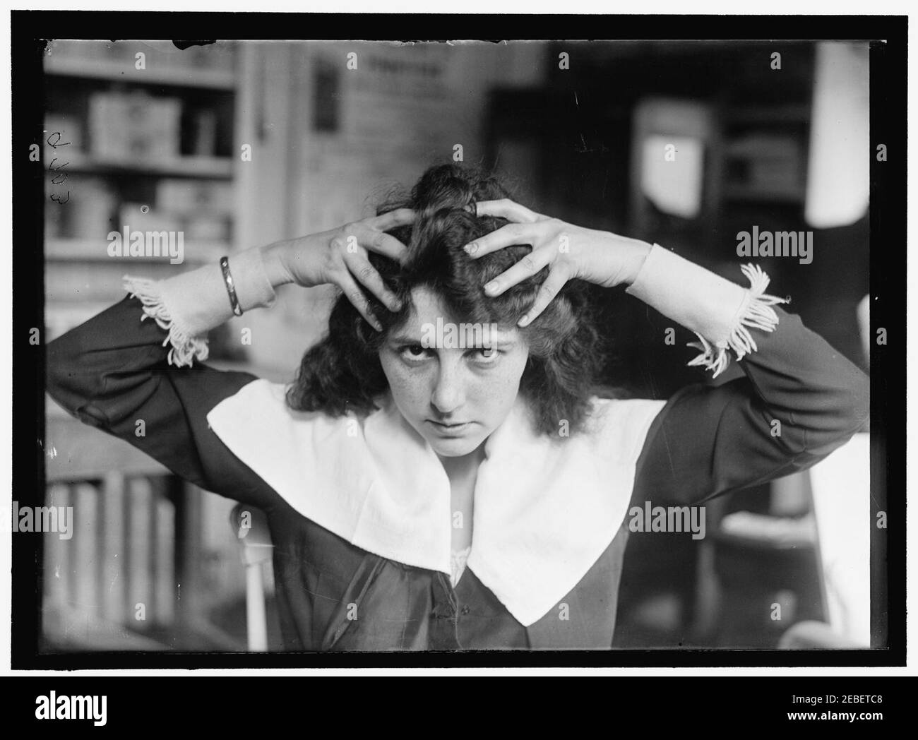 09886 Cut Out Stock Images & Pictures - Alamy