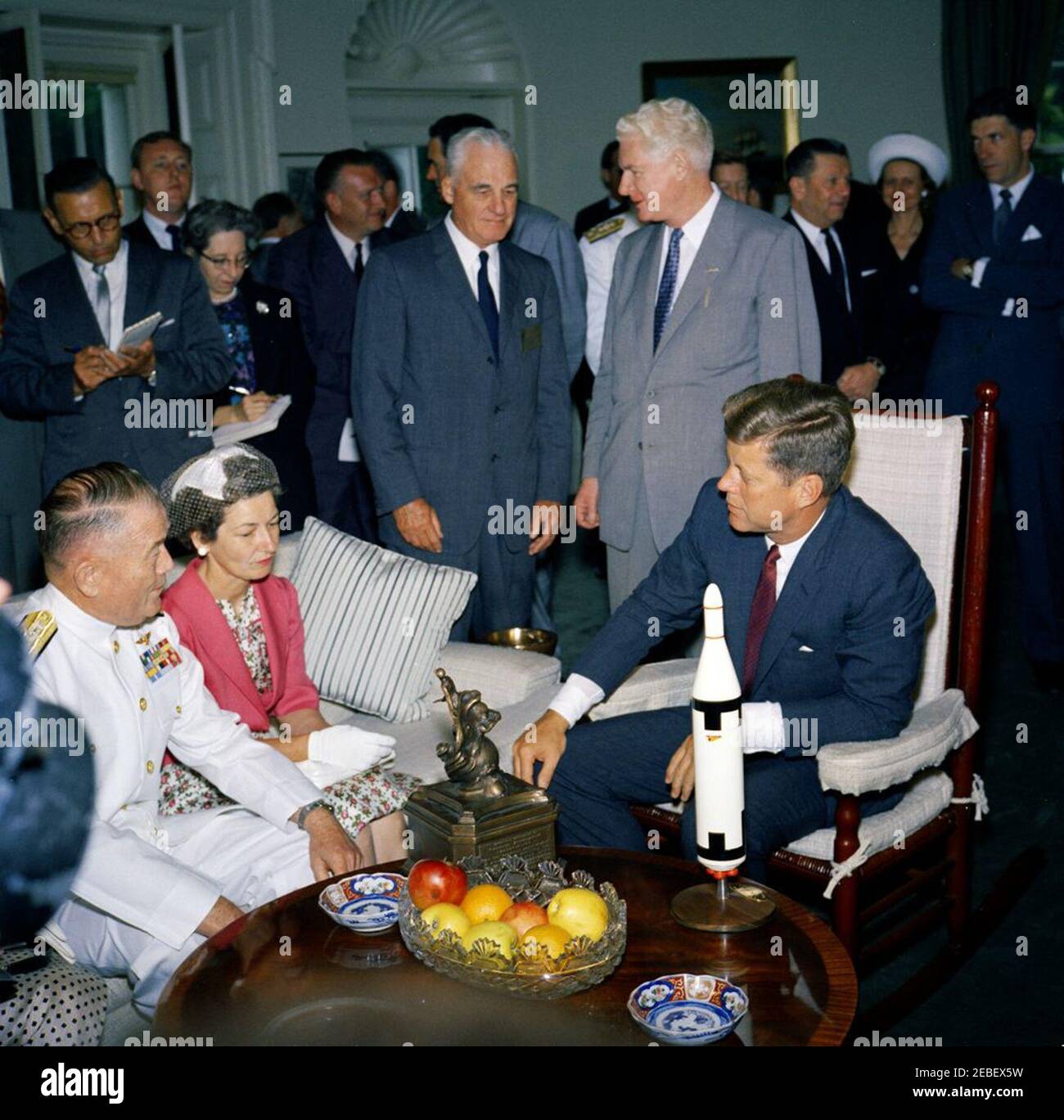 John kennedy jr suit hi-res stock photography and images - Alamy