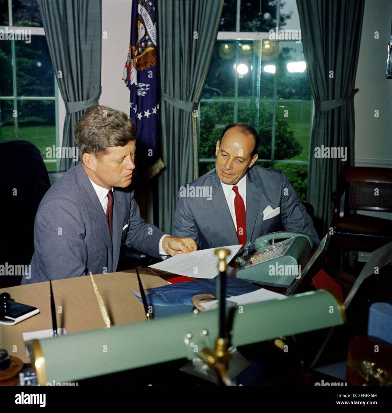 Oas meeting hi-res stock photography and images - Alamy