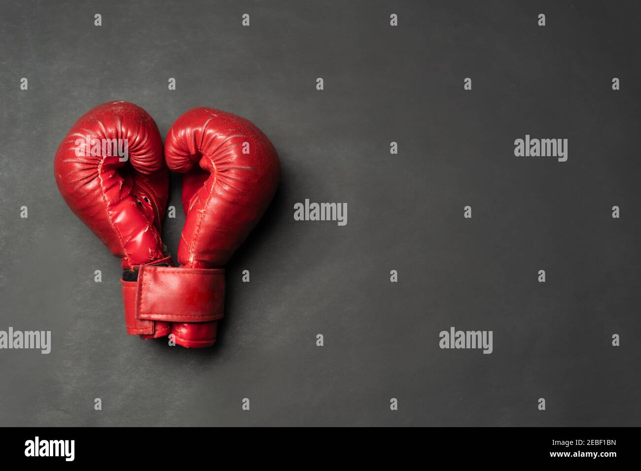 boxing gloves in the form of a heart, Fitness Romantic, strong training ...