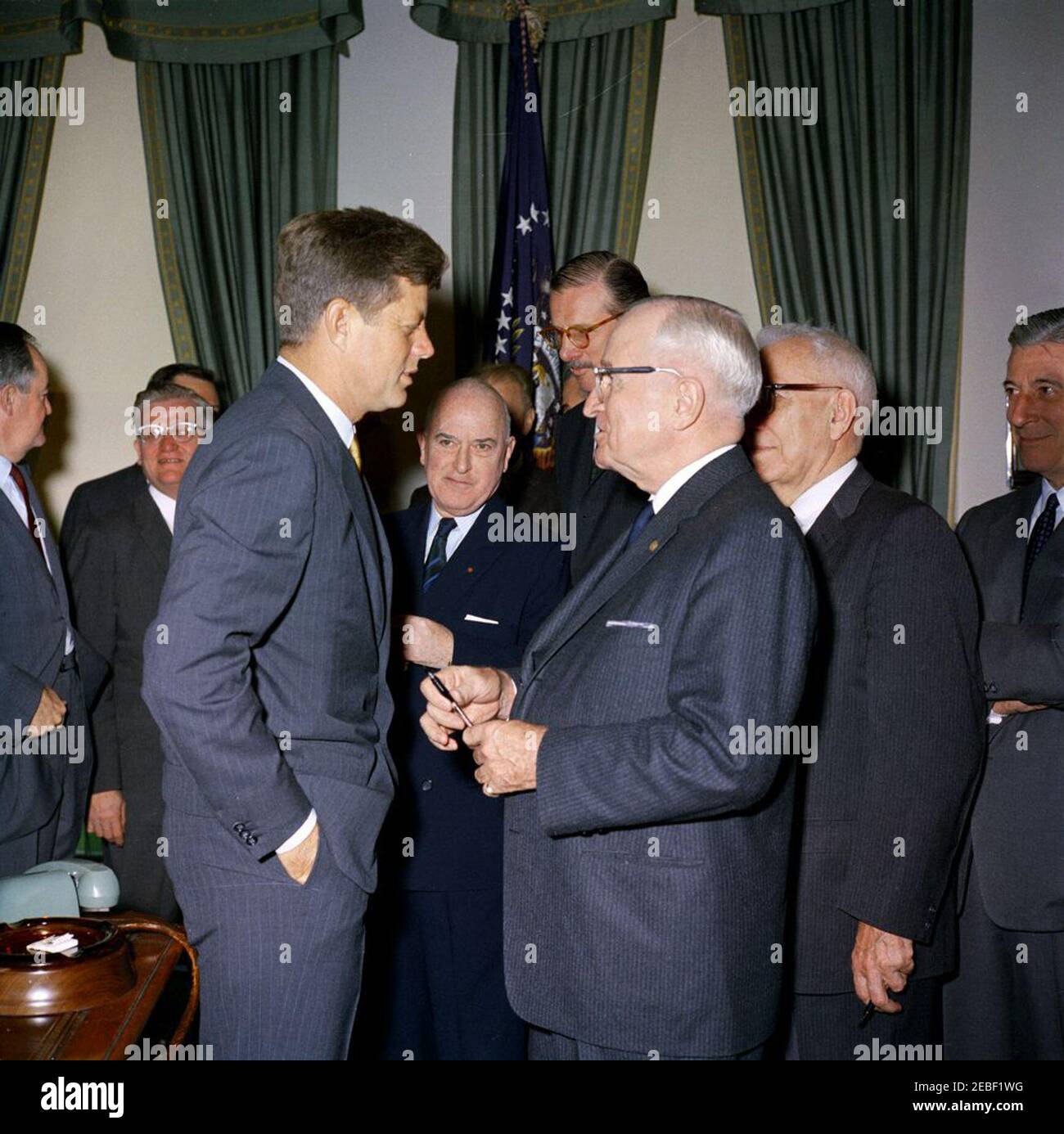 John harry hampshire hi-res stock photography and images - Alamy