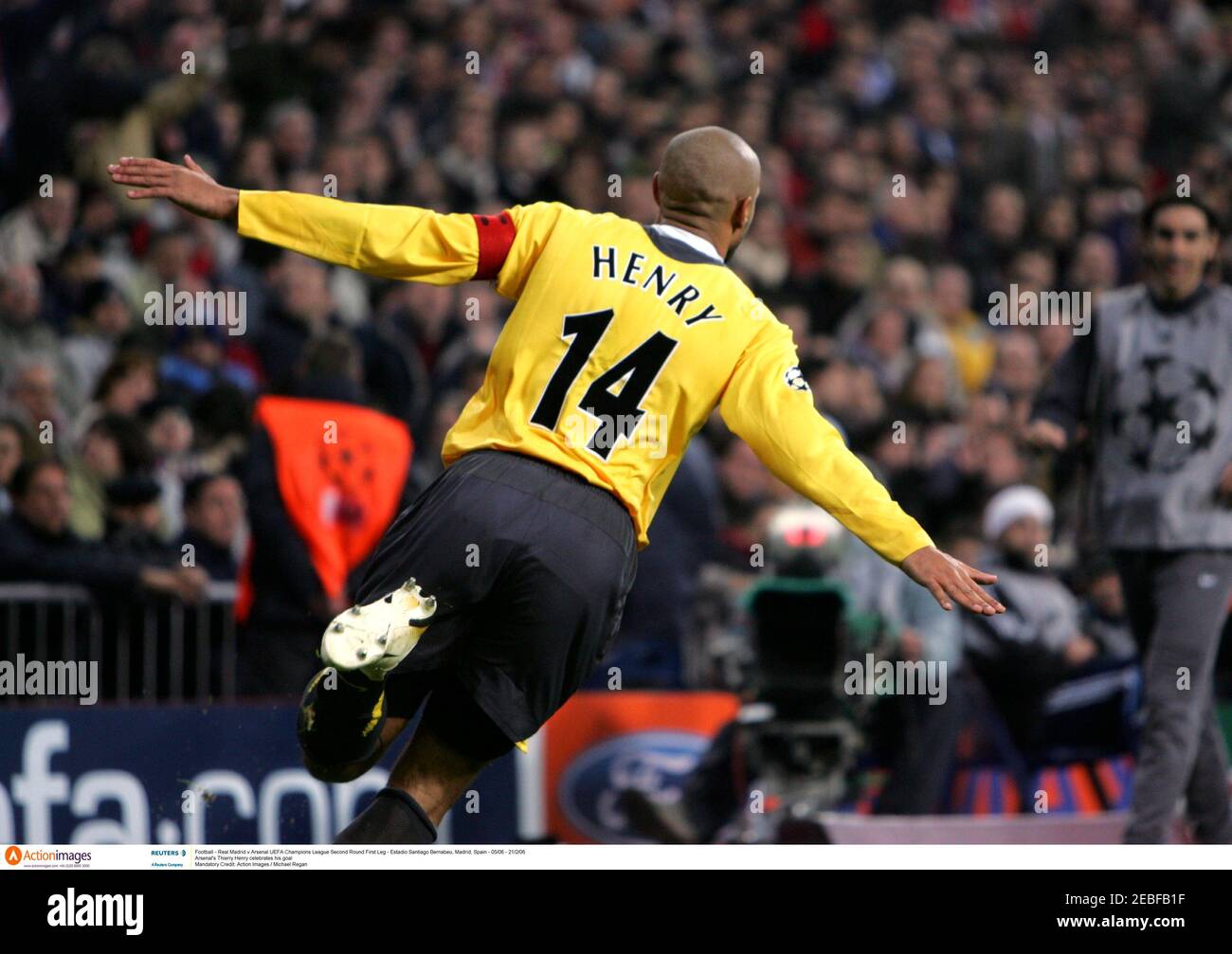 Santiago bernabeu thierry henry hi-res stock photography and images - Alamy