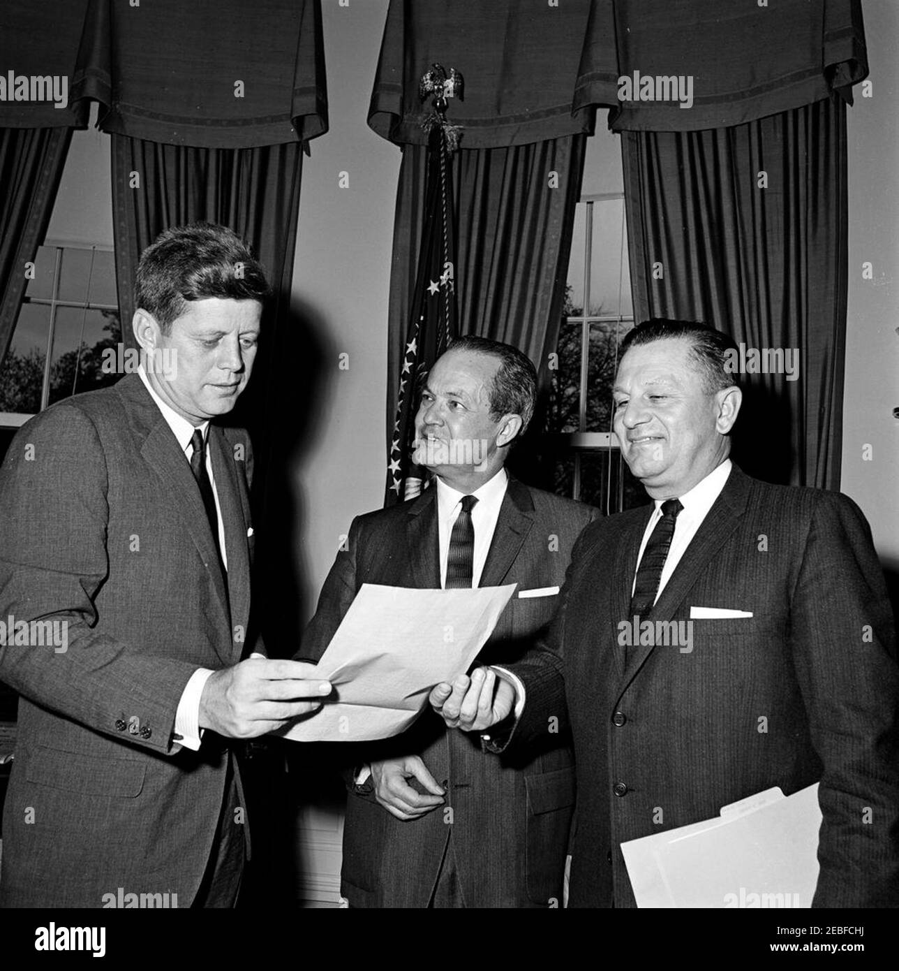 John f kennedy alan Black and White Stock Photos & Images - Alamy