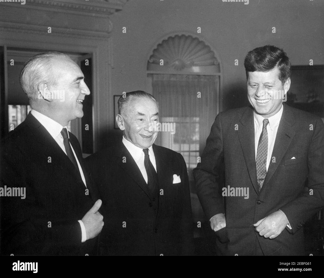 Paul reynaud office hi-res stock photography and images - Alamy