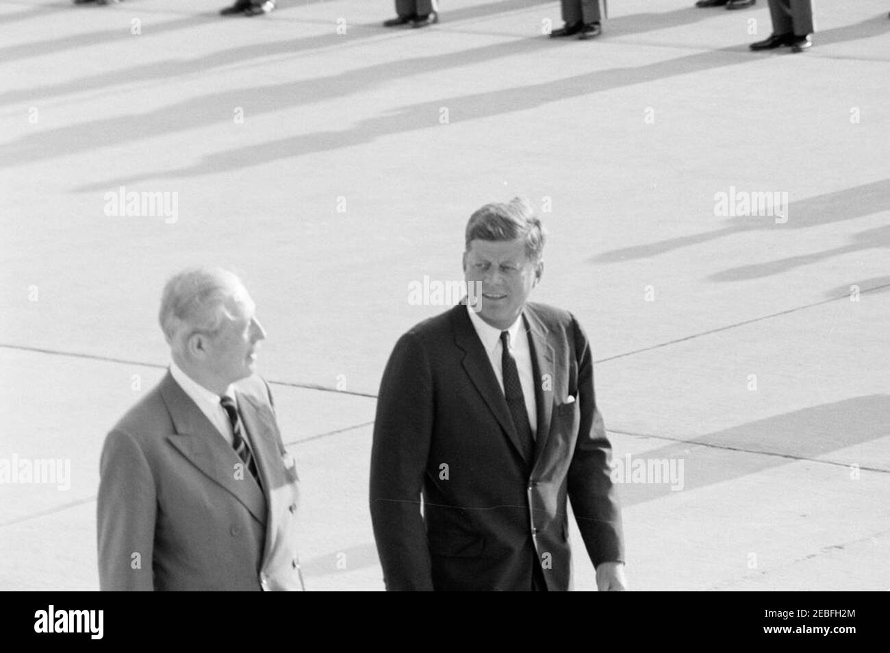 Ceremony andrews air force Black and White Stock Photos & Images - Alamy