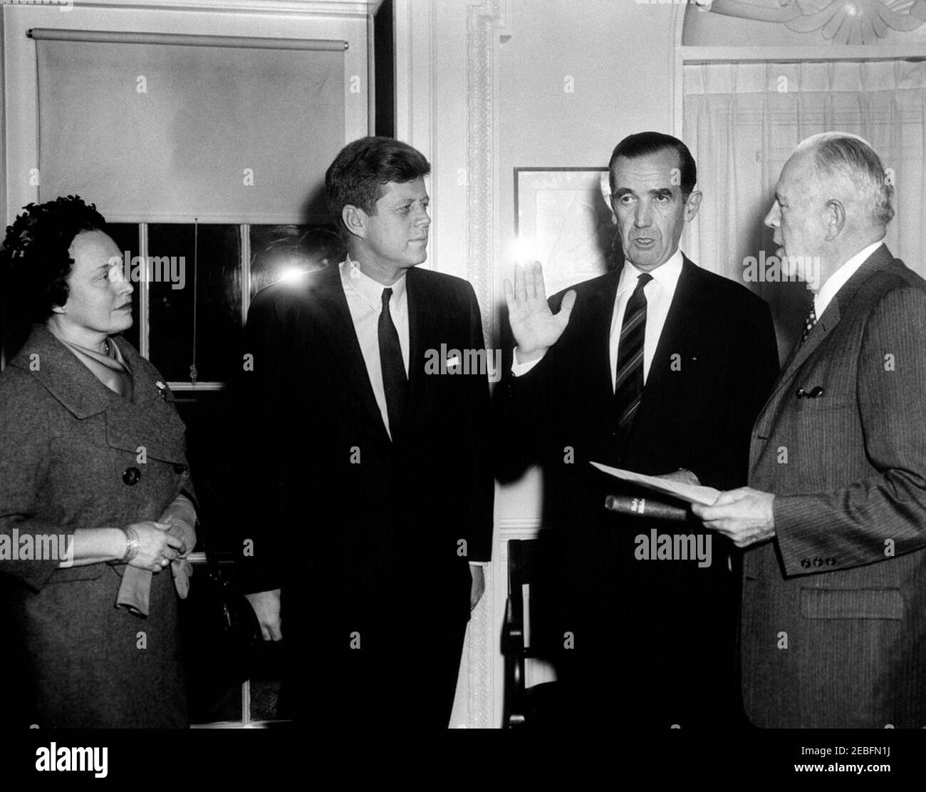 Murrow kennedy hi-res stock photography and images - Alamy