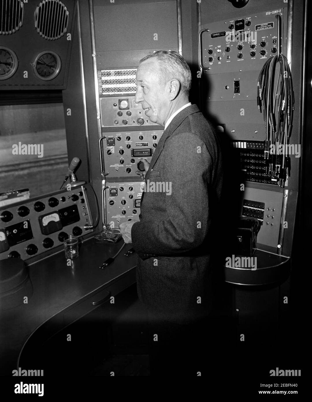 Presidential train communications car and White House Army Signal ...