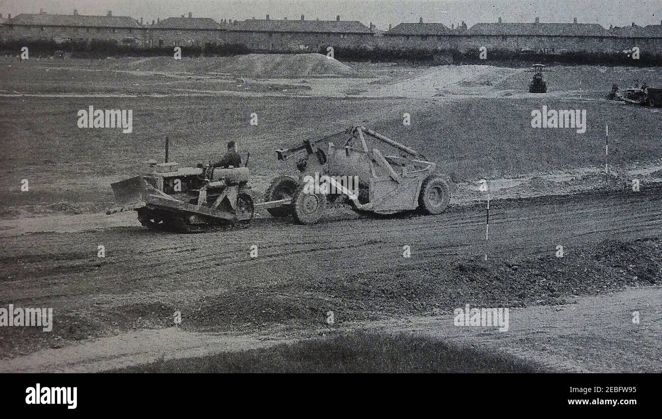 Council house 1950's hi-res stock photography and images - Alamy