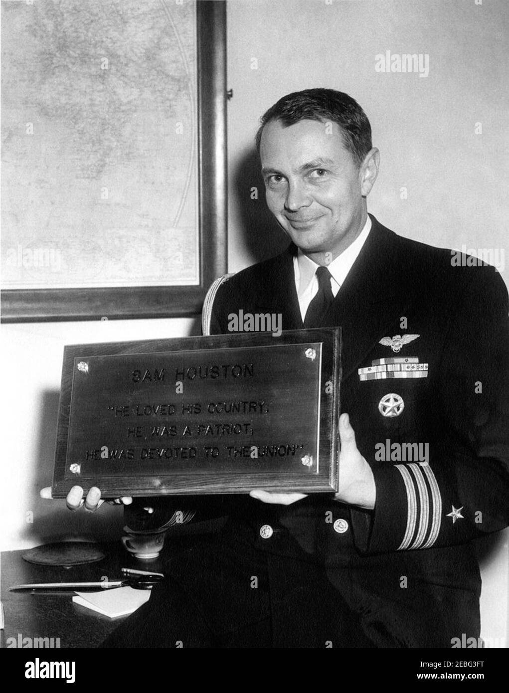 Uss patriot Black and White Stock Photos & Images - Alamy