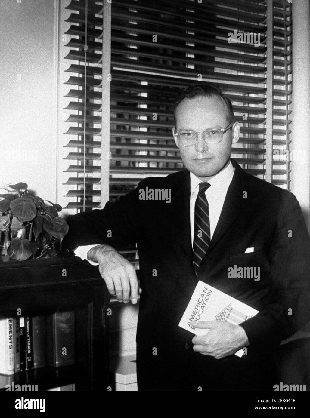 Government security staff Black and White Stock Photos & Images - Alamy