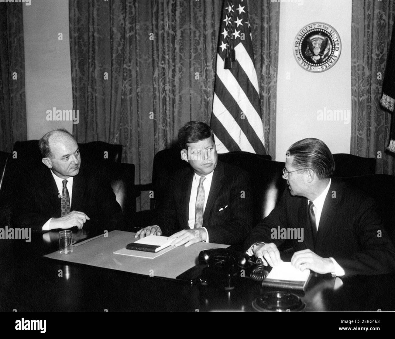 Meeting secretaries Black and White Stock Photos & Images - Alamy