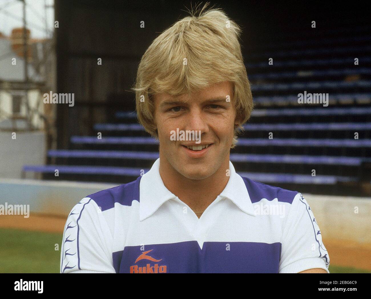 Kerry dixon reading hi-res stock photography and images - Alamy