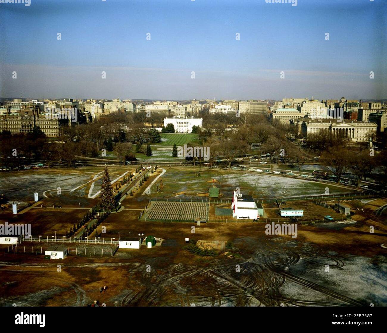 Aerial view white house ellipse hi-res stock photography and images - Alamy