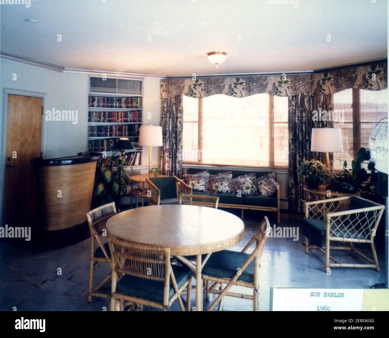 Sun parlor hi-res stock photography and images - Alamy