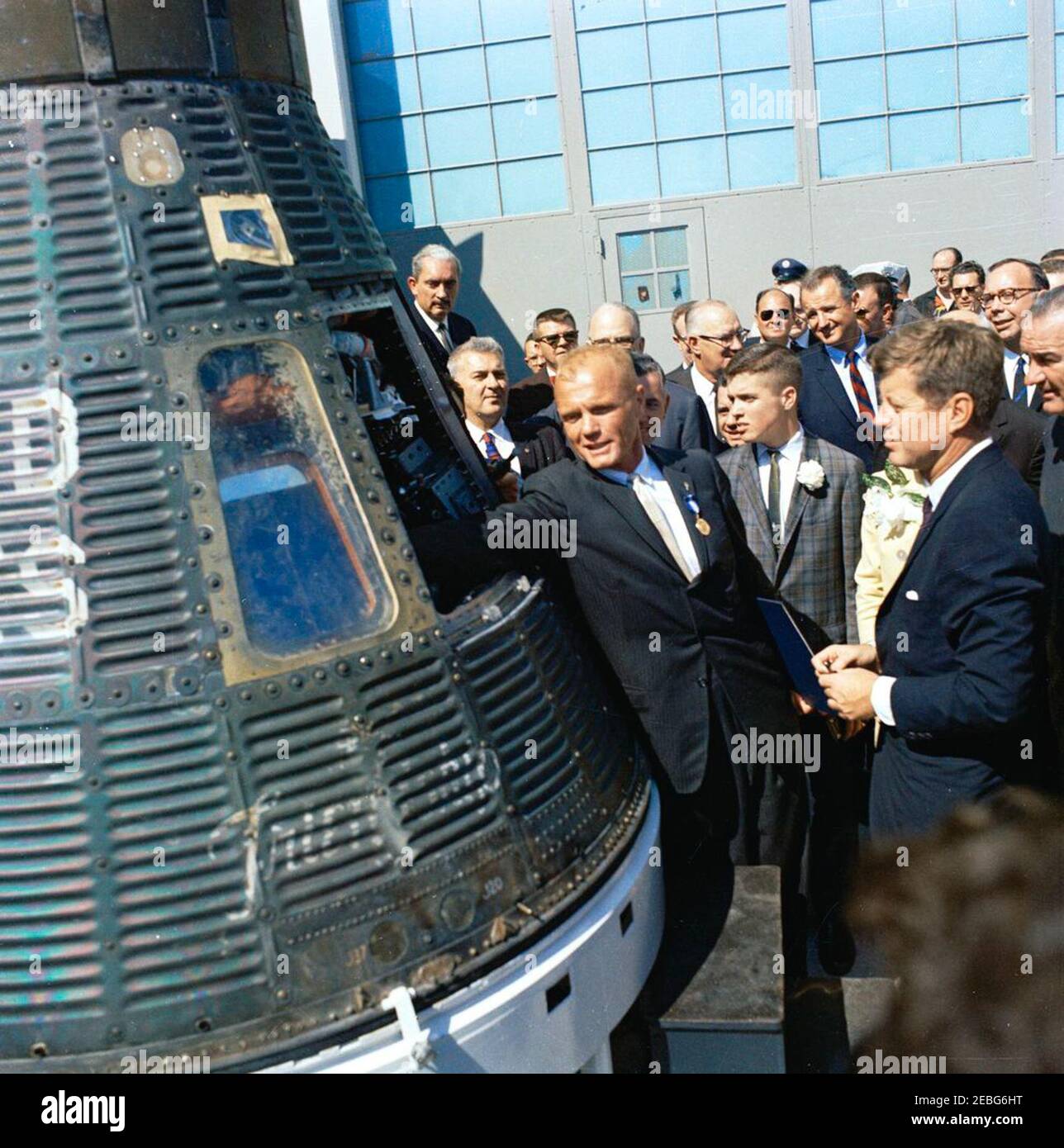 Presentation of the NASA (National Aeronautics and Space Administration ...