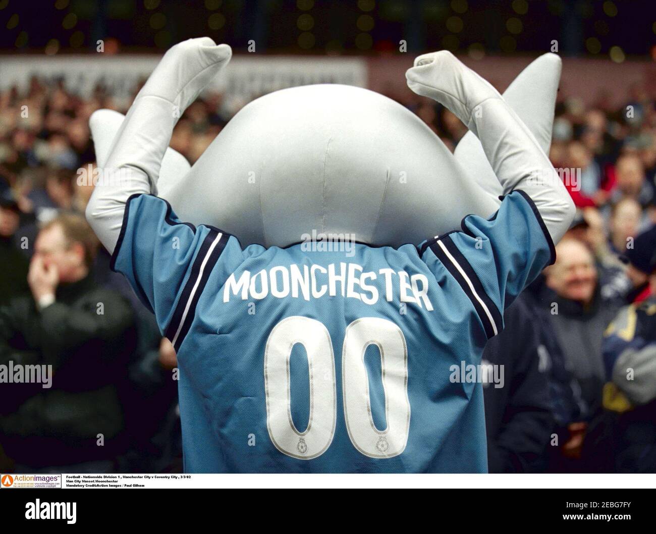 Manchester city mascot moonchester hi-res stock photography and images ...