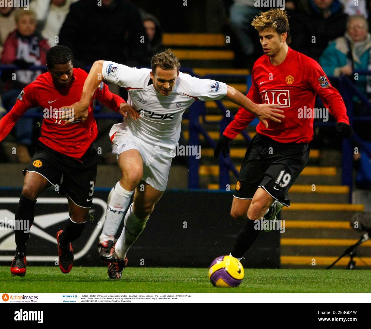 Gerard pique manchester united bolton hi-res stock photography and ...