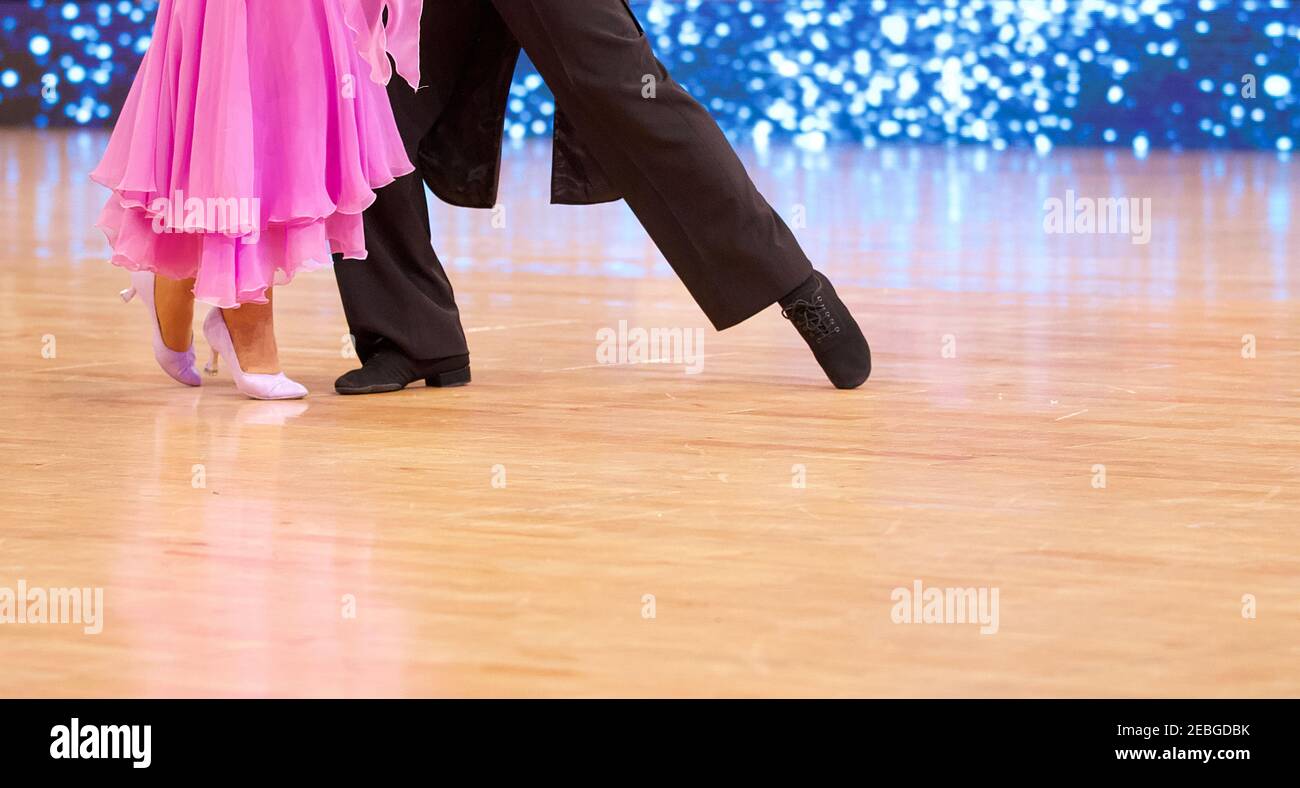 Closeup of balroom dancers legs and feet Stock Photo - Alamy