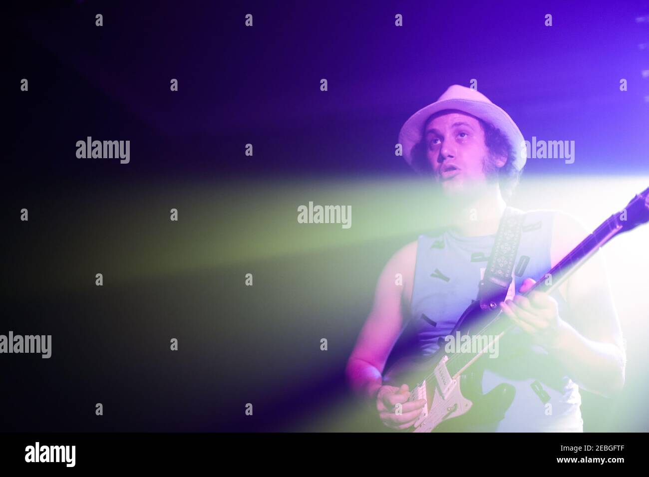 Professional english musician hi-res stock photography and images - Alamy