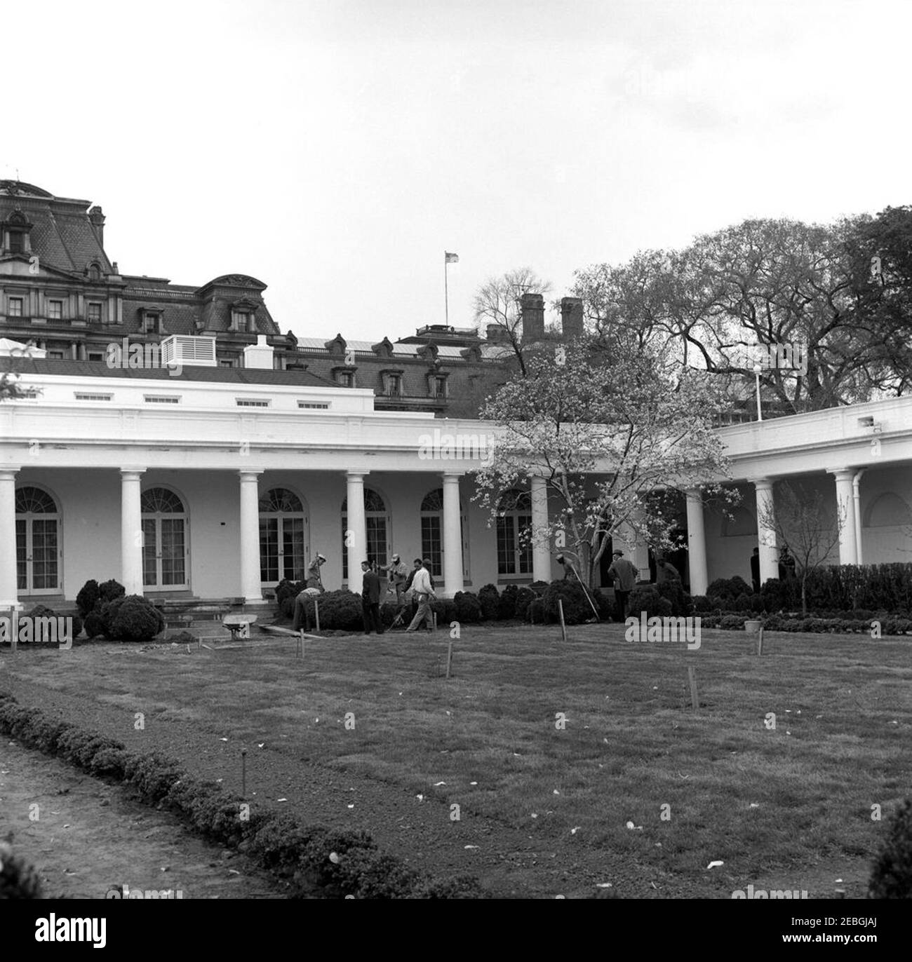 West wing colonnade Black and White Stock Photos & Images - Alamy