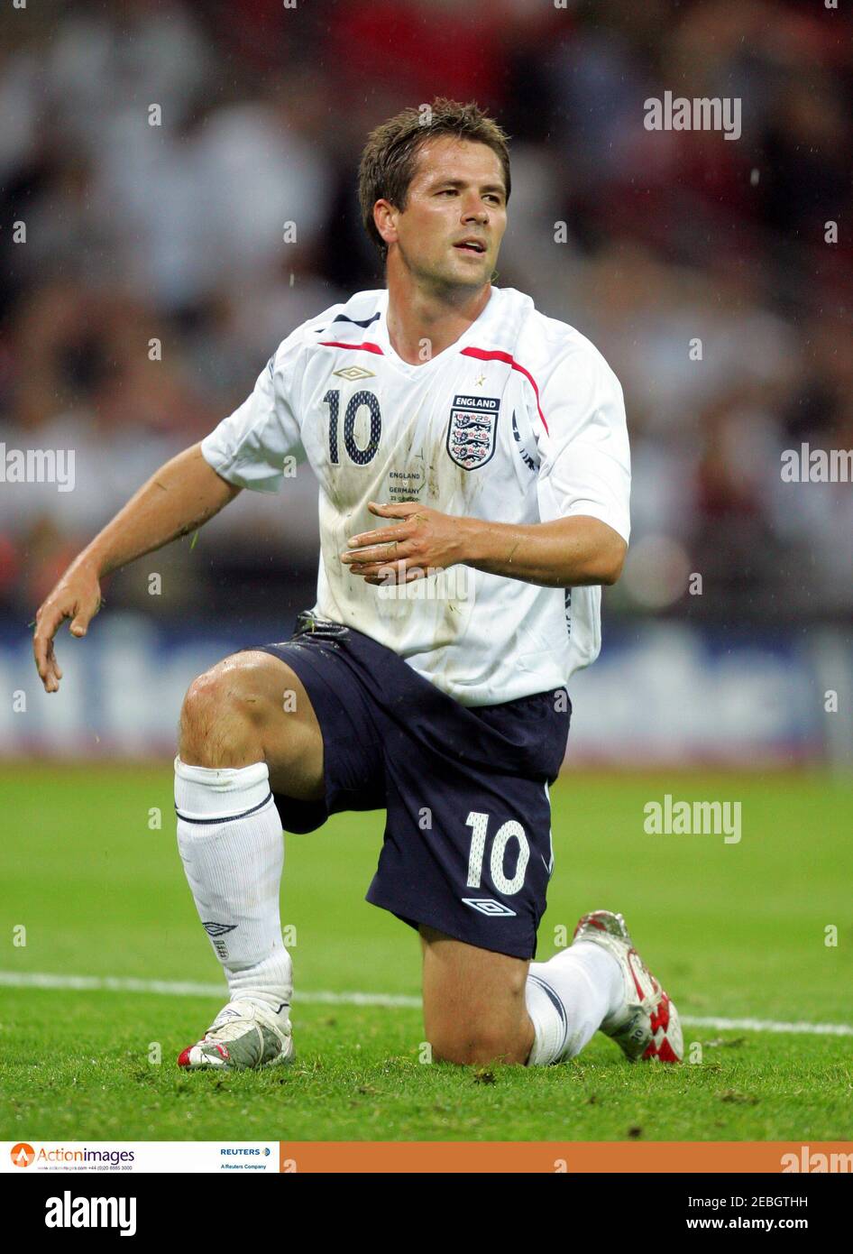 Owen goal michael england germany hi-res stock photography and images ...