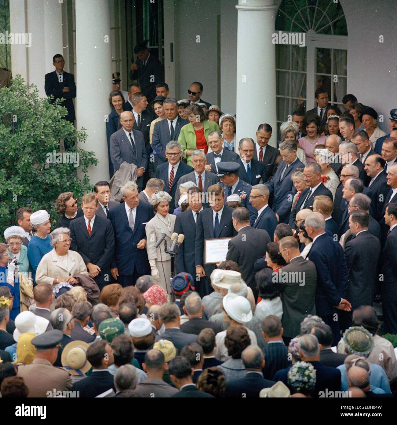 Dr kenneth cooper hi-res stock photography and images - Alamy