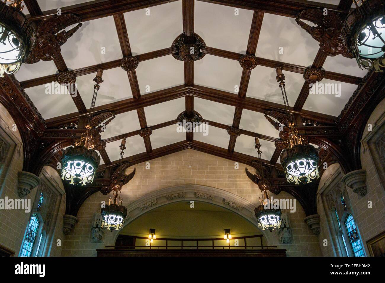 Royal courts of justice london interior hi-res stock photography and ...