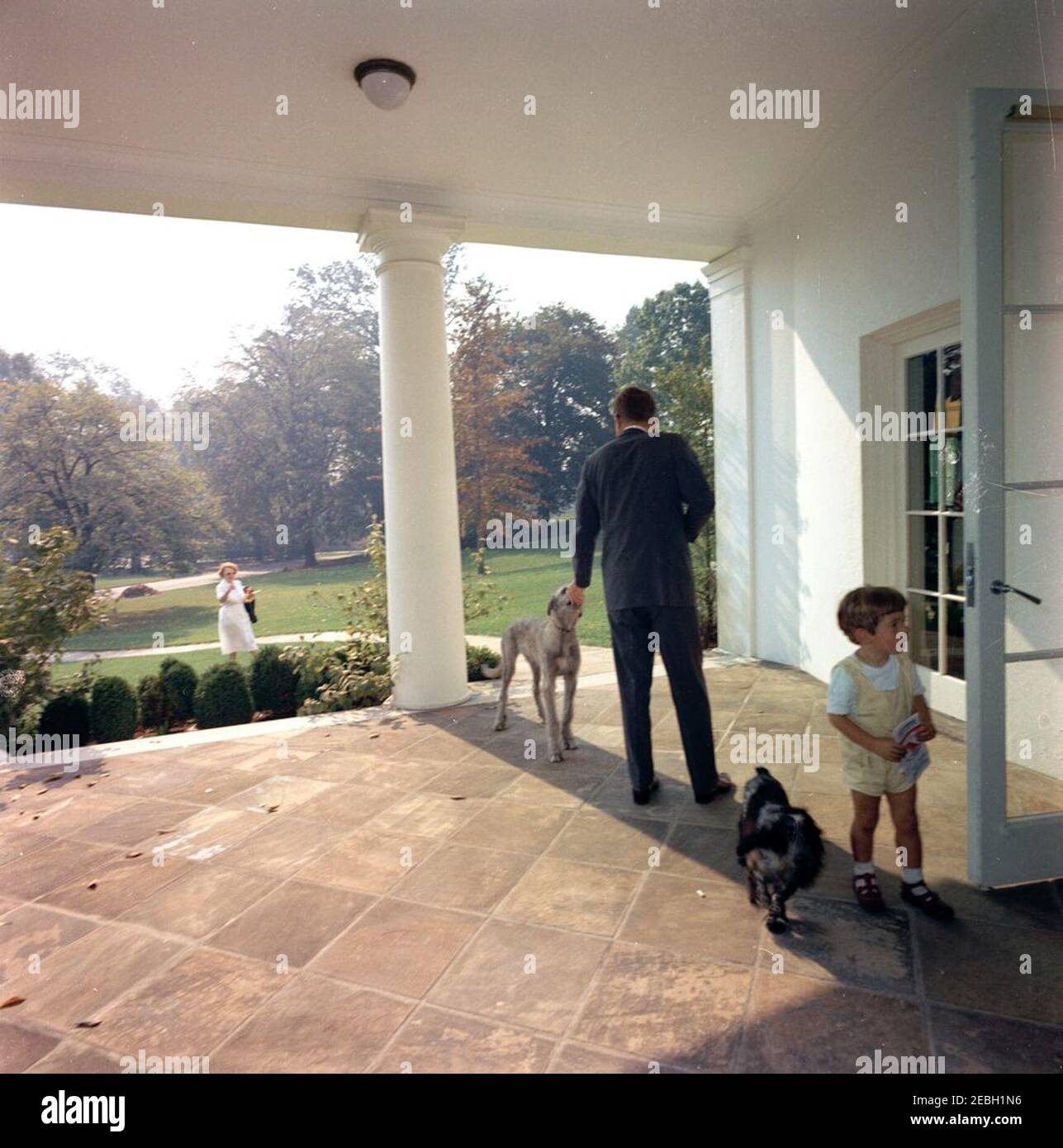 President Kennedy with John F. Kennedy, Jr. (JFK, Jr.), u0026 family ...