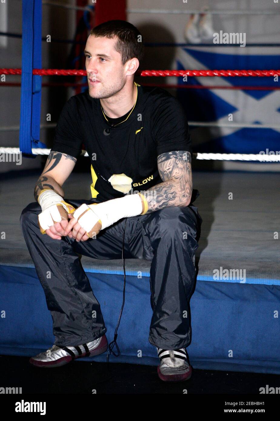 Stepps glasgow hi-res stock photography and images - Alamy