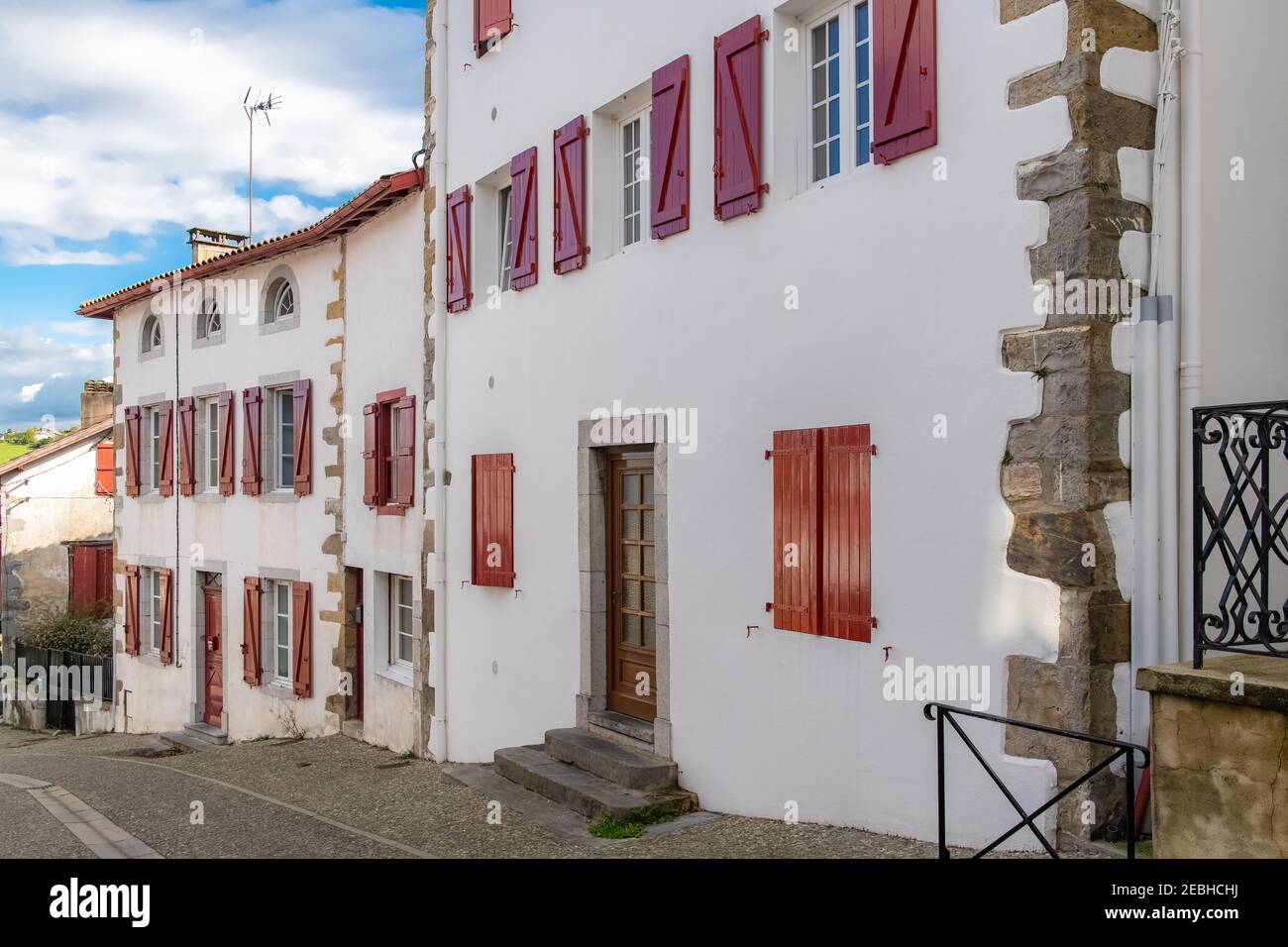 Typical houses in the village of Espelette in the Basque country ...