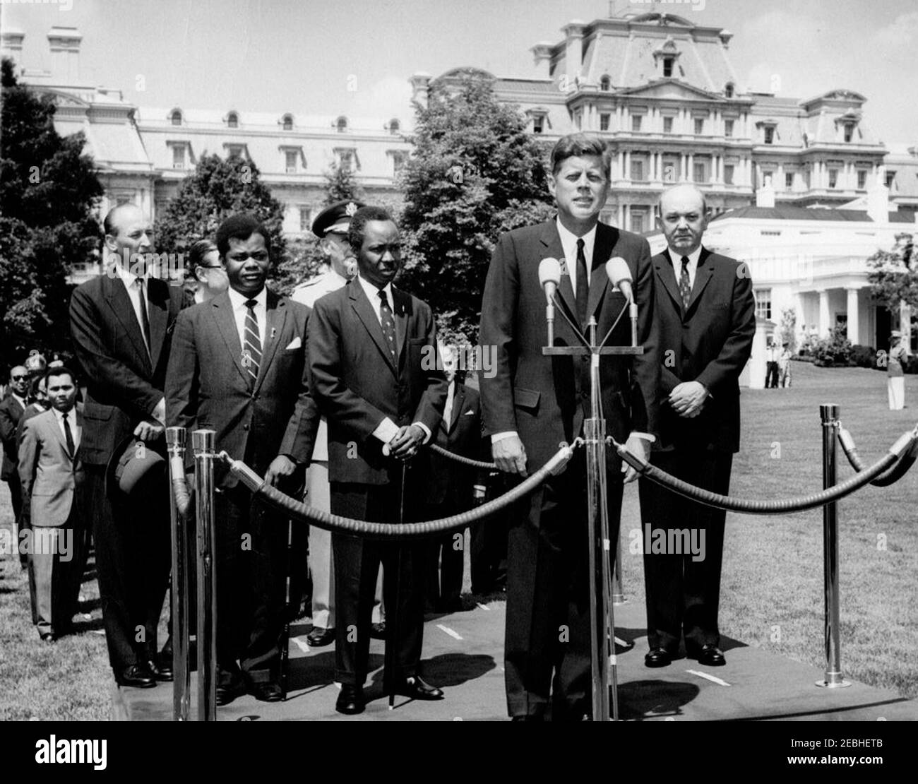 Arrival ceremony for Julius Nyerere, President of Tanganyika, 11:30AM ...