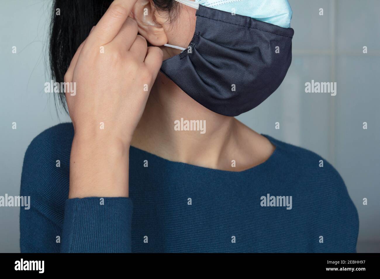 Double protective face masks hi-res stock photography and images - Alamy